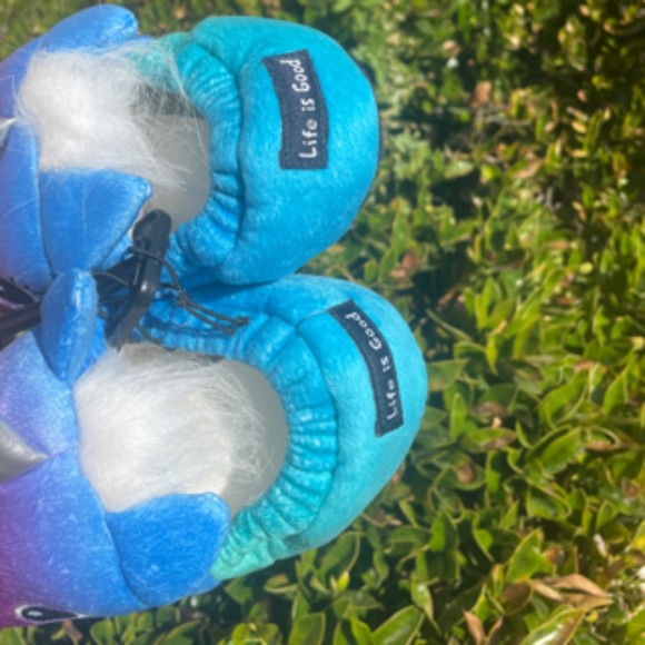 Life Is Good | Shoes | Life Is Good Unicorn Indoor Slippers Plush Shoe ...